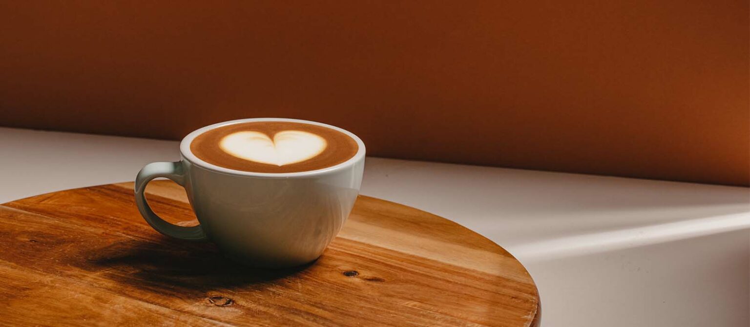 Comment préparer un café latte ? - MaxiCoffee