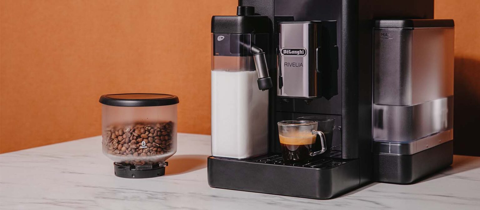La DeLonghi Rivelia, nouveauté de l'année et premiers pas